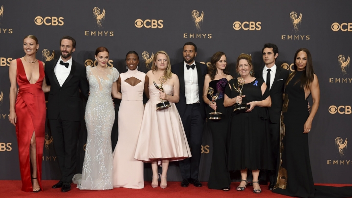"The Handmaid's Tale," "Veep" big winners at 69th Emmy Awards - China Plus