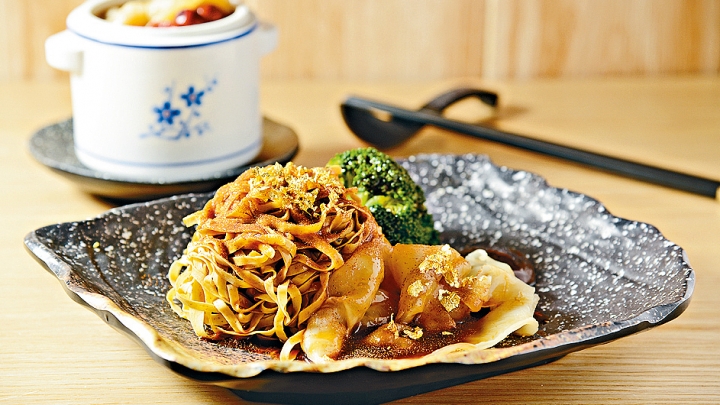 A panel of experts picked the best places to get Chinese food in London ...