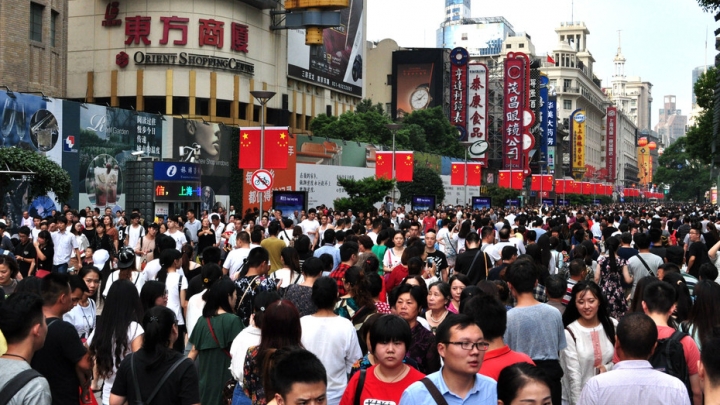 Shanghai to control population, land use - China Plus