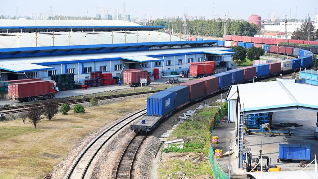 CR Express “Import Expo” partito da Amburgo verso Shanghai