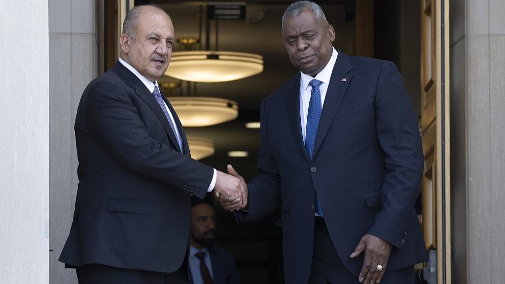 Министрите на отбраната на САЩ и Ирак обсъдиха сътрудничеството в сигурността